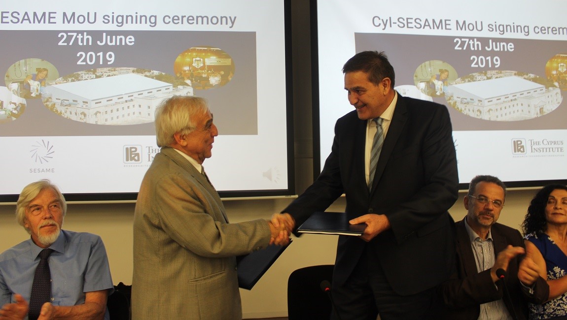 Memorandum of Understanding signed with The Cyprus Institute | SESAME ...