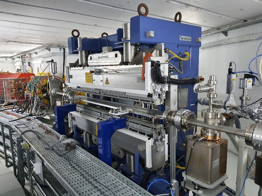 Magnets and IDs | SESAME | Synchrotron-light for Experimental Science ...