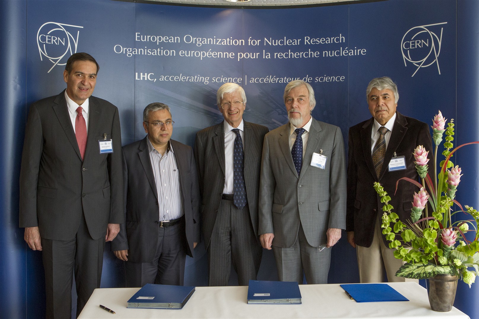 CERN/SESAME Protocol | SESAME | Synchrotron-light for Experimental ...