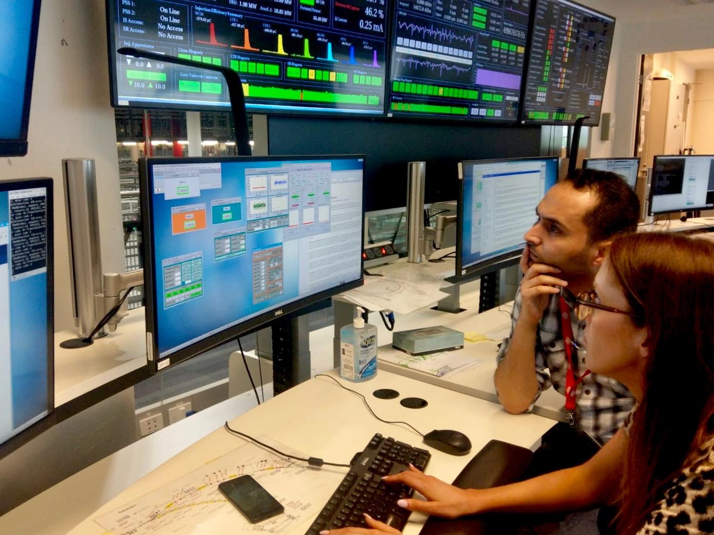 SESAME receives bunch by bunch electronics as a donation from ...